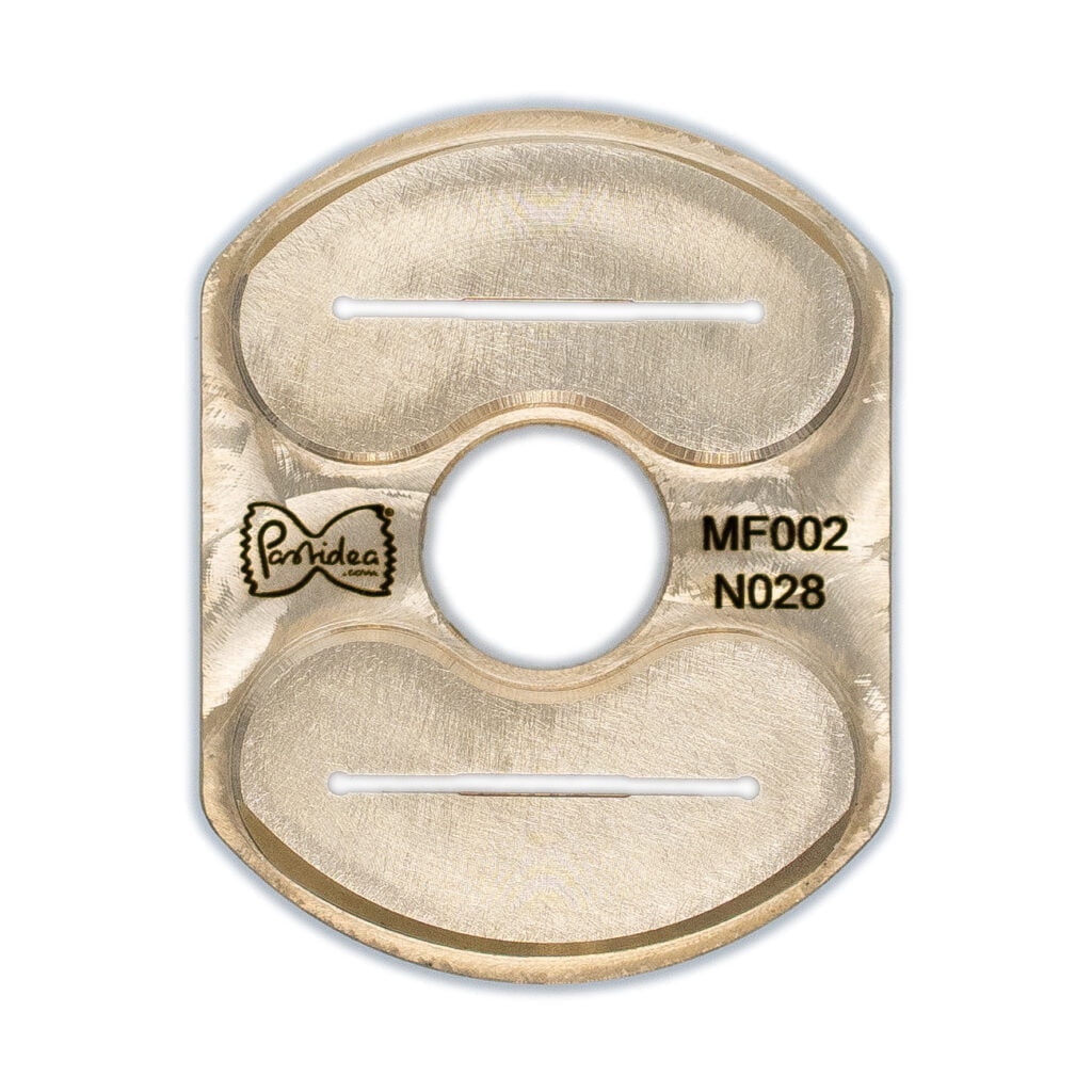 Pre-defined kit with a horizontal insert casing and six pasta die ...