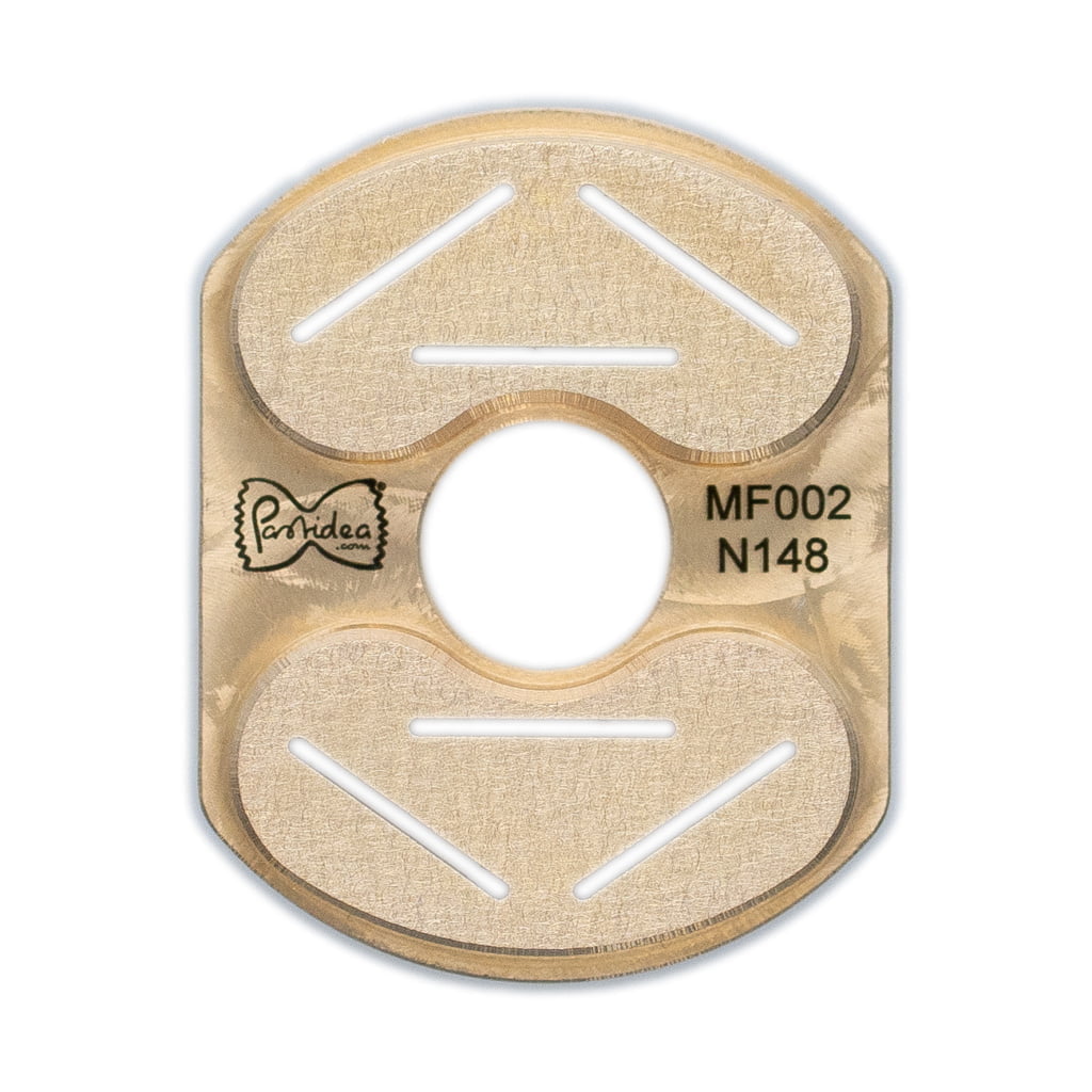Pre-defined kit with a horizontal insert casing and six pasta die ...